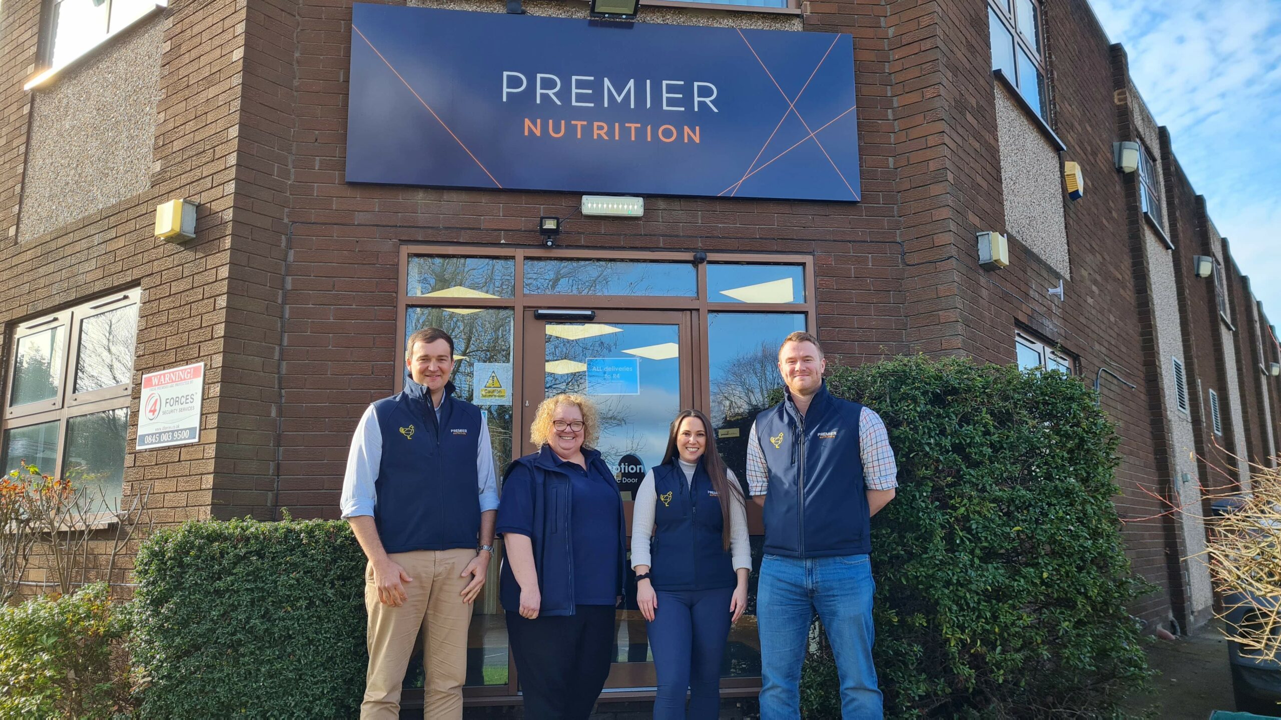 New poultry team for Premier Nutrition - Poultry News