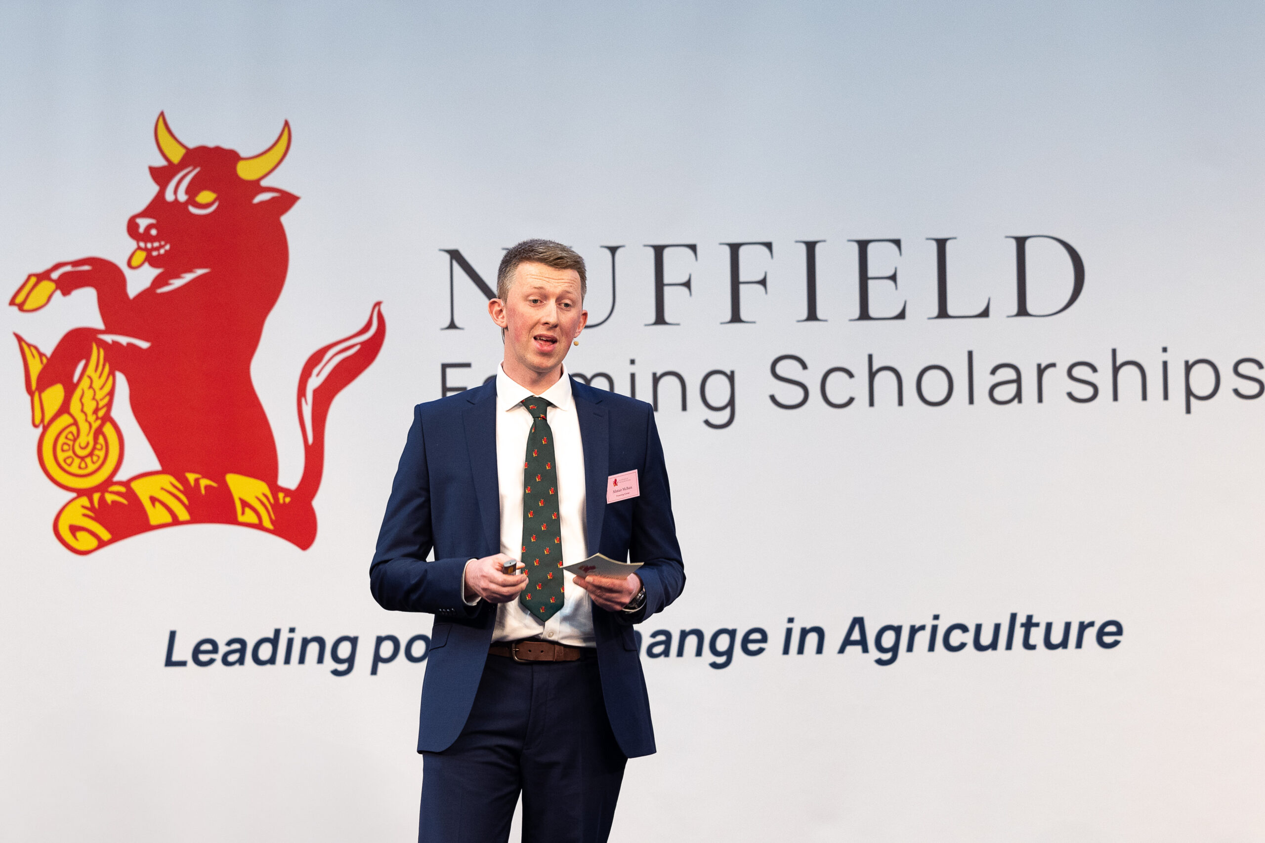 Nuffield Farming report explores soya alternatives for laying hens ...